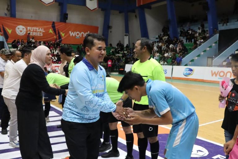 Semangat Kolaborasi Warnai Penutupan Futsal Series Region Banjarmasin ...
